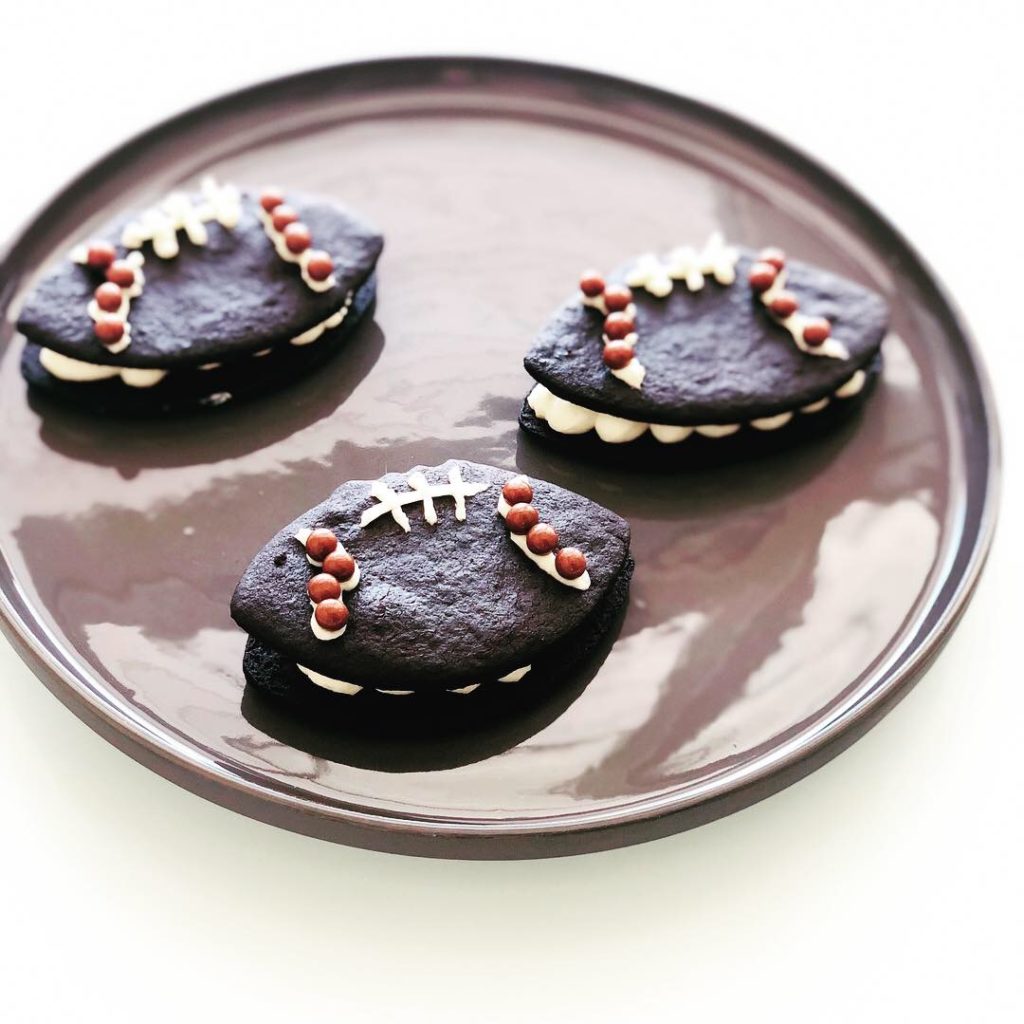 Football Oreo Cookies: Sweet Treats for Sports Fans You Can Make at ...